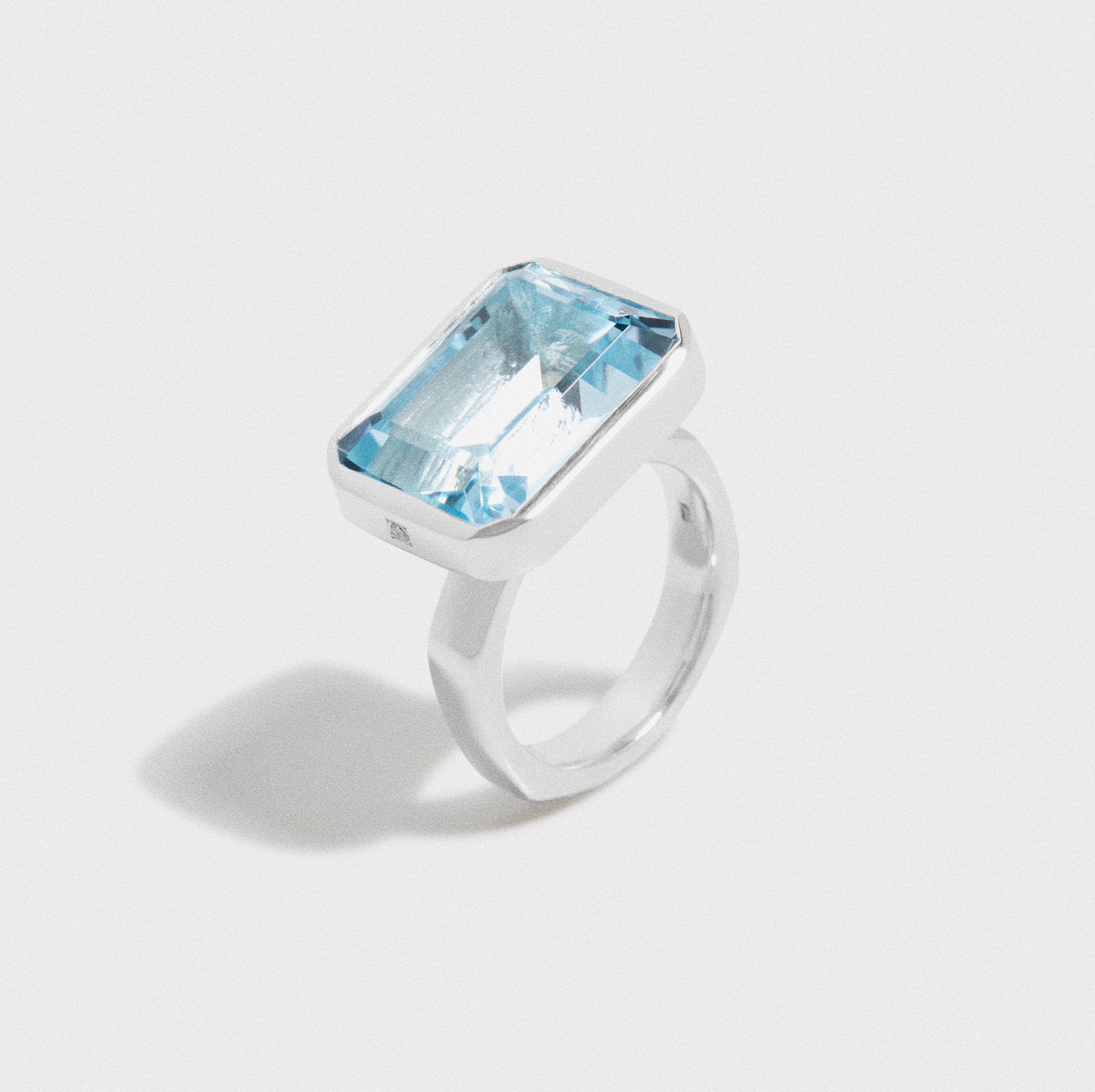 RINGS – Laura Miers